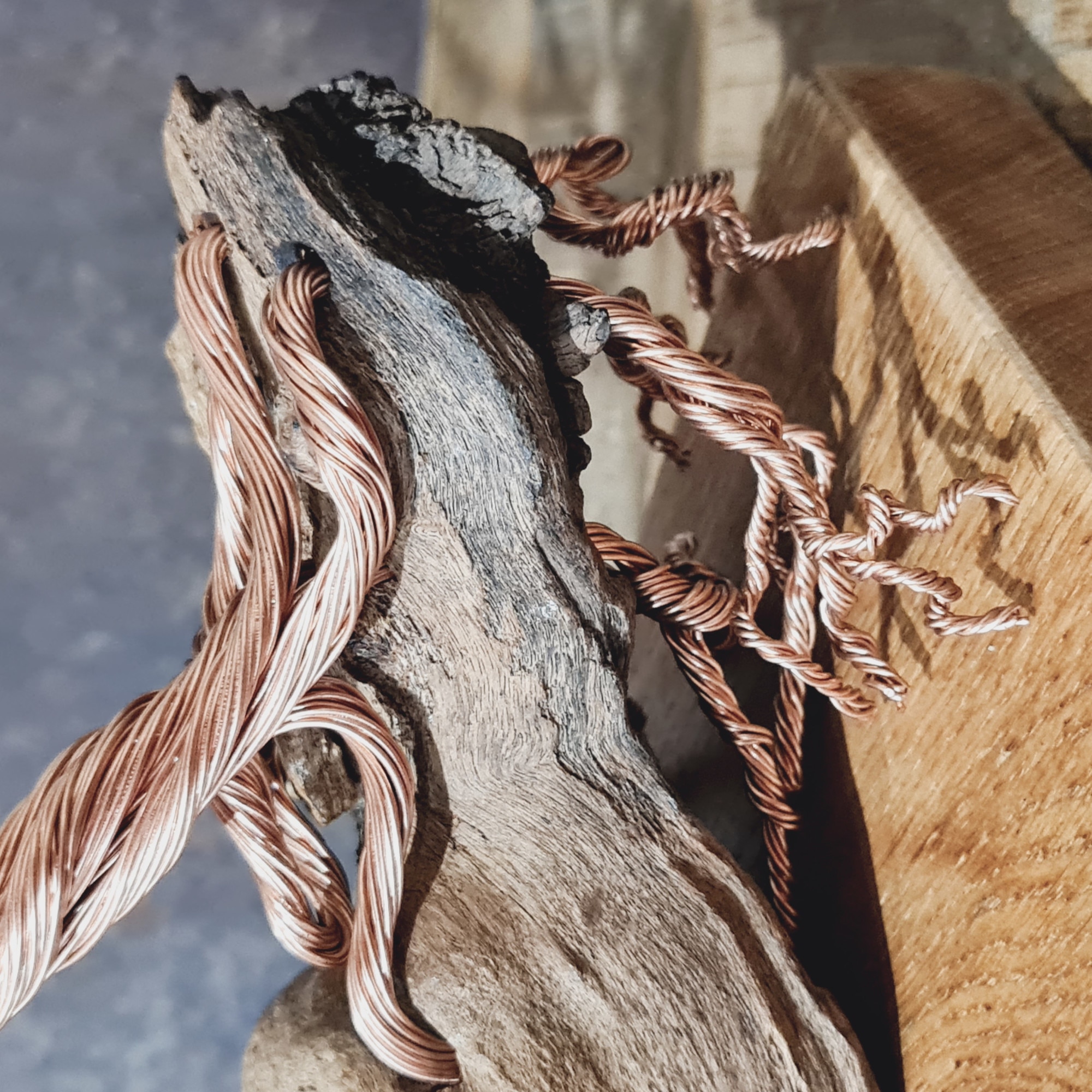 Copac handmade, decoratiune modelata manual din sarma de cupru, cu ...