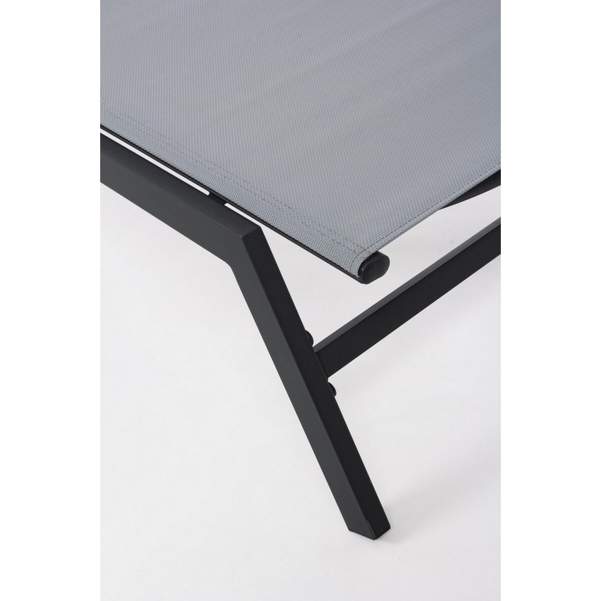 Sezlong gradina gri Nildas 63x195x91 cm - eMAG.ro