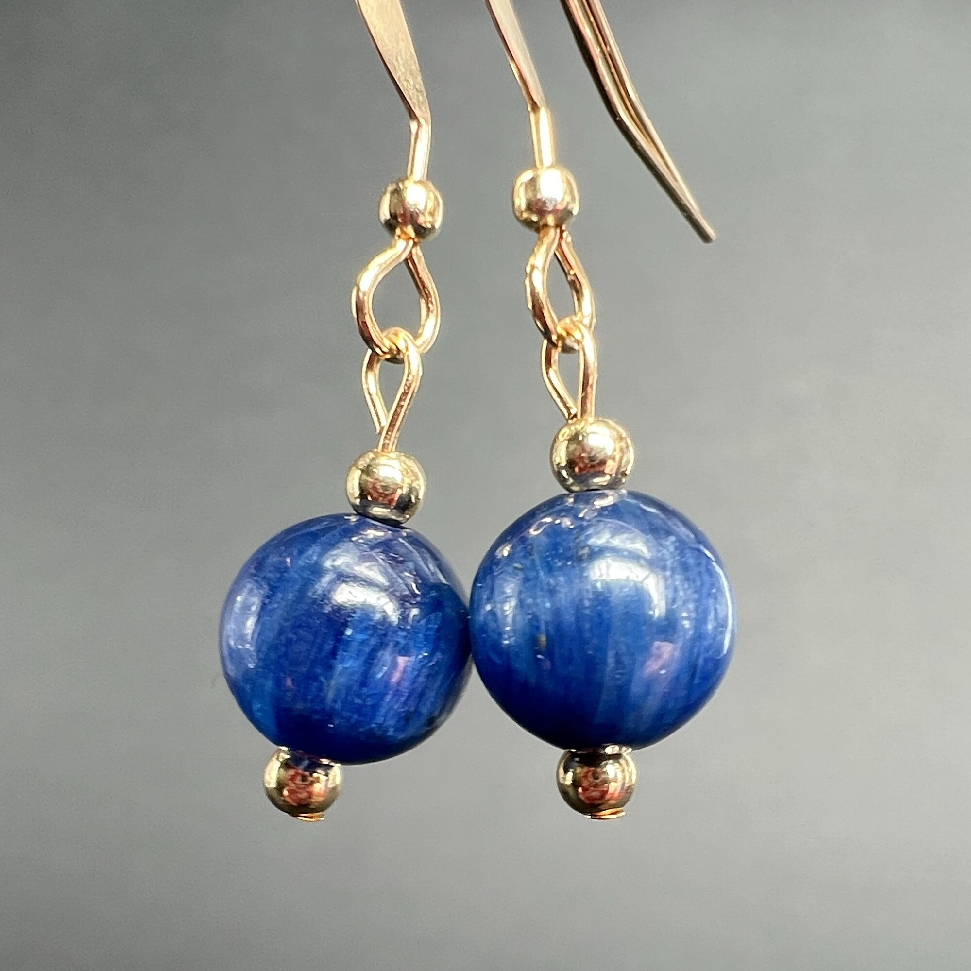 Cercei Aur Filat 14K si piatra semipretioasa Kyanit - eMAG.ro