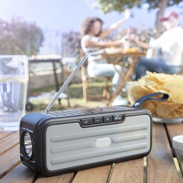 Radio cu panou solar 3-in-1, cu difuzor wireless si lanterna LED ...