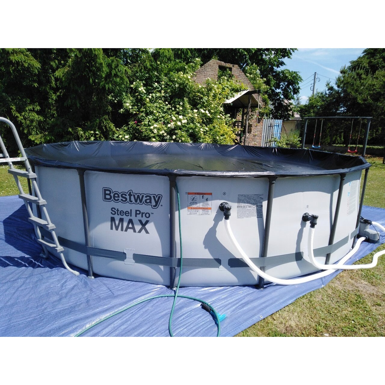 Piscina cadru metalic Bestway, 549x122cm, 23.000 litri, cu pompa de ...