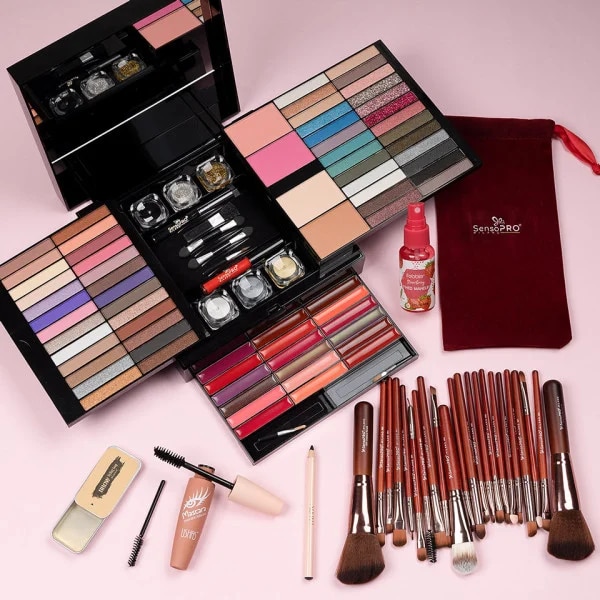 Set Machiaj MakeUp Fever - eMAG.ro