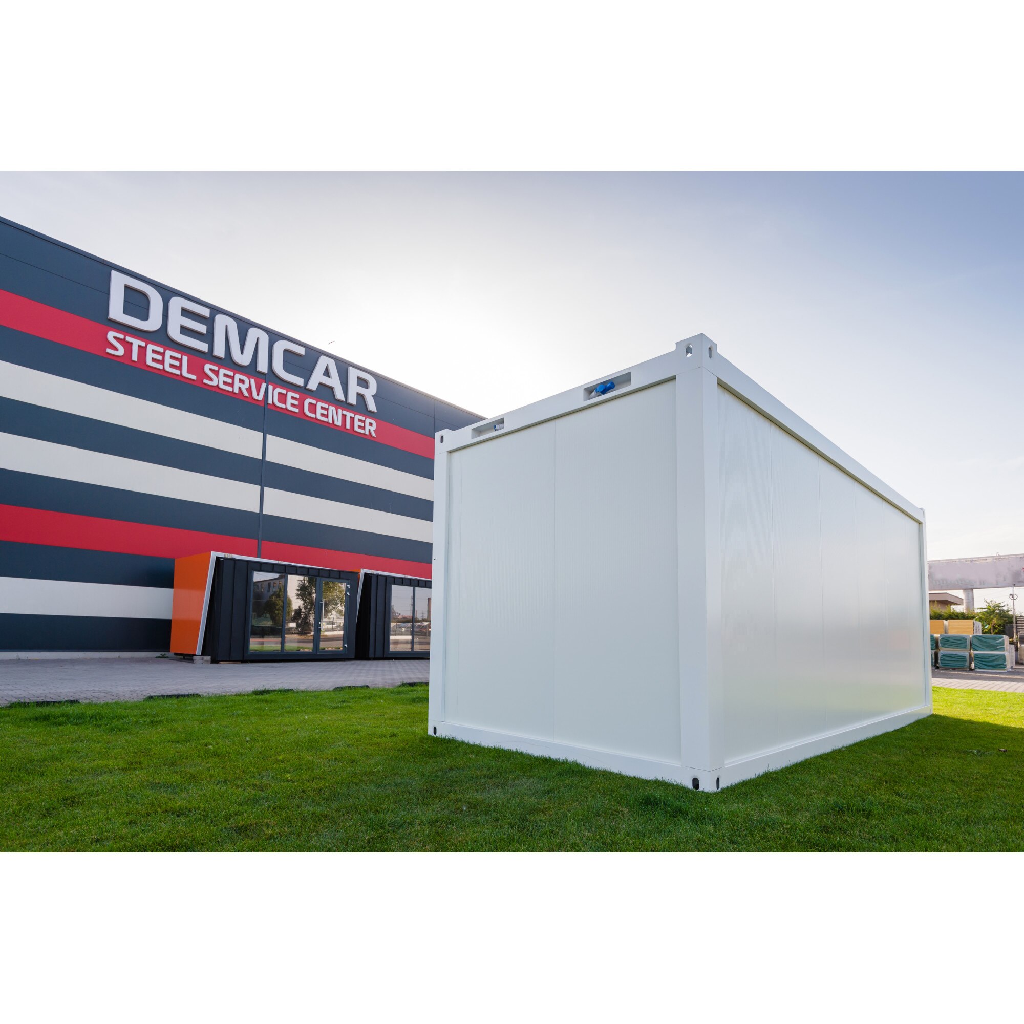 Container Modular, RAL 9010, 6058 x 2348 x 2820 cm - eMAG.ro