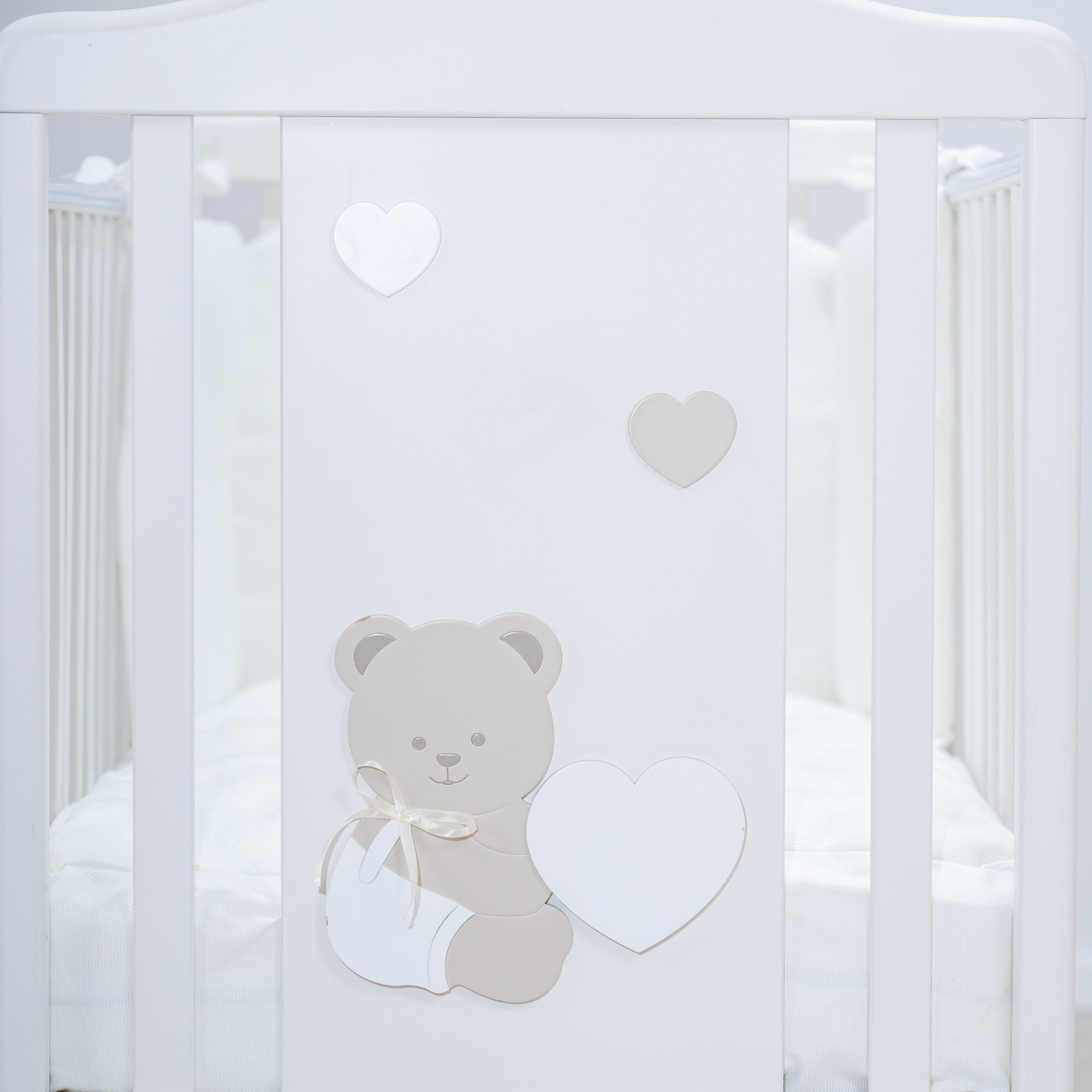 Patut Bebe din Lemn Masiv, BabyDreams Balu cu Sertar, 133x71x106 cm ...