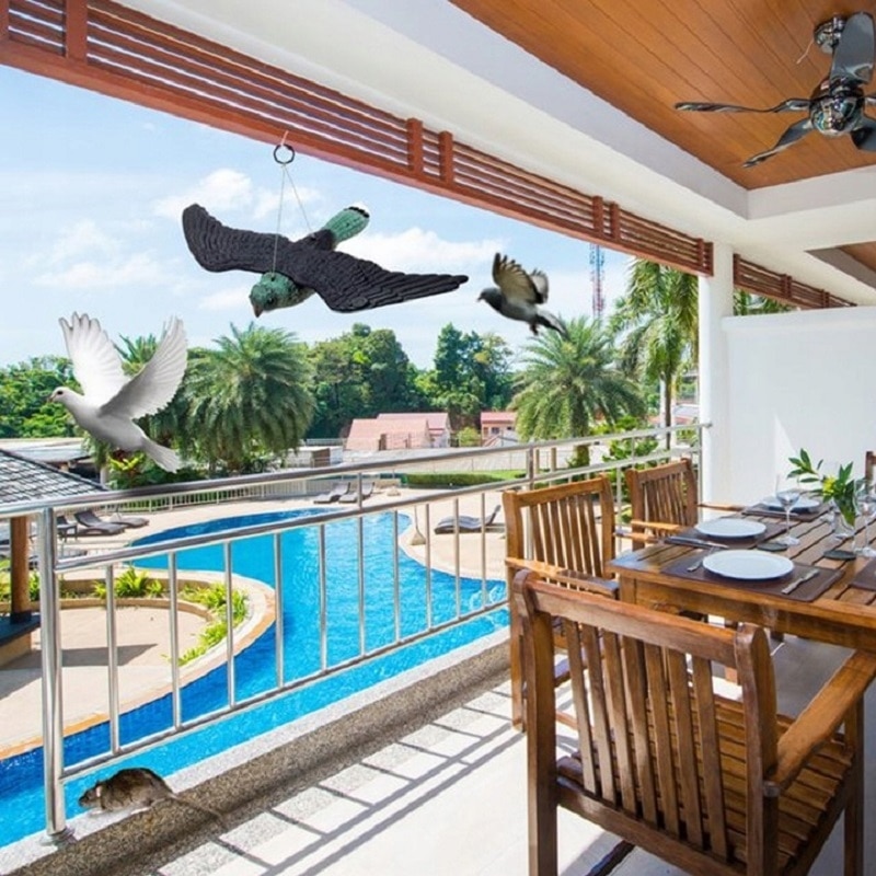 Figurina pentru alungarea pasarilor, soim in zbor, din plastic, Gonga ...