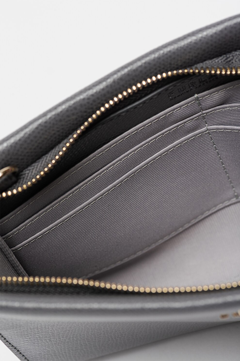 Furla, Geanta crossbody mica din piele Camelia, Gri carbune - eMAG.ro