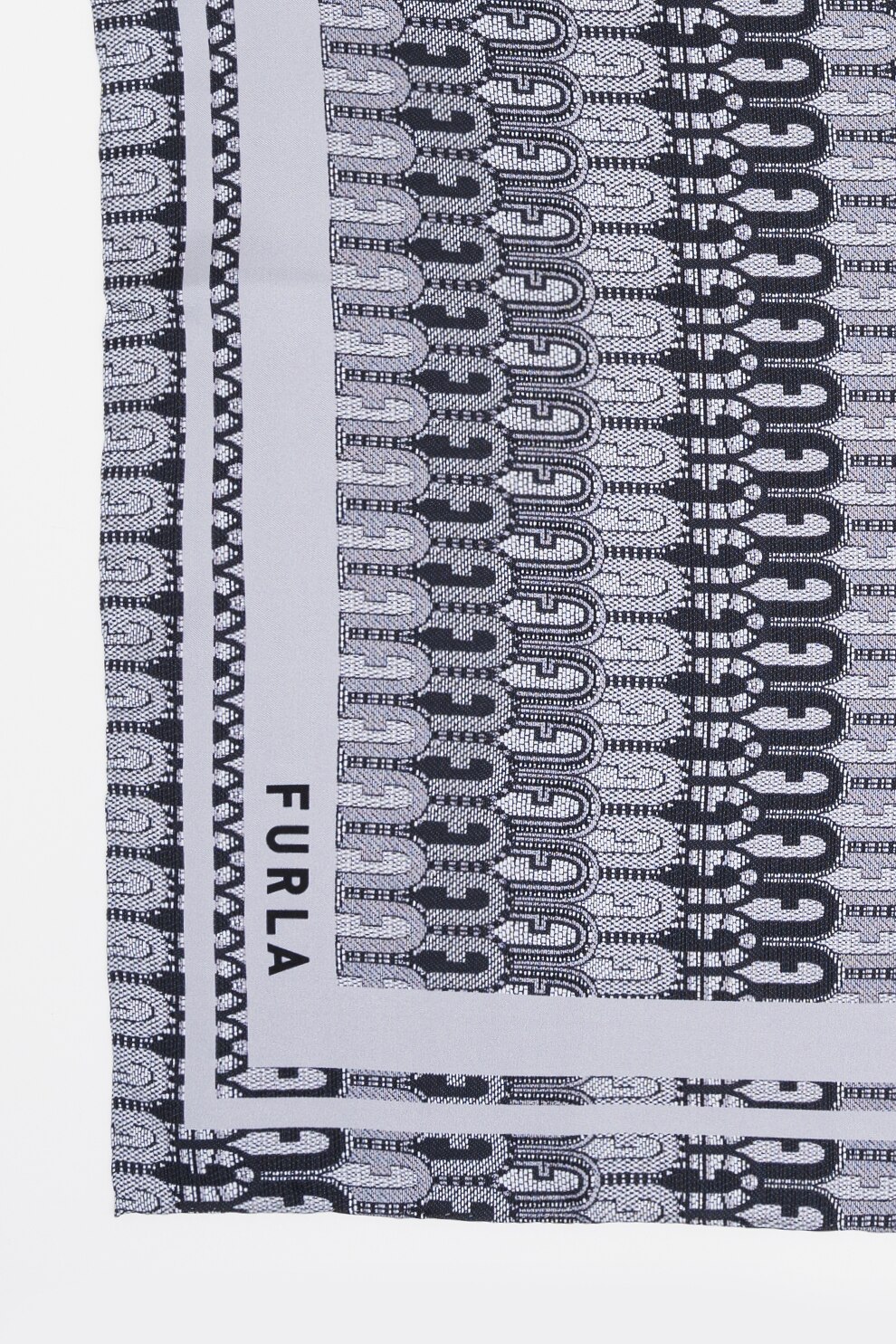Furla, Esarfa de matase cu imprimeu monograma Primula Carre, Gri ...