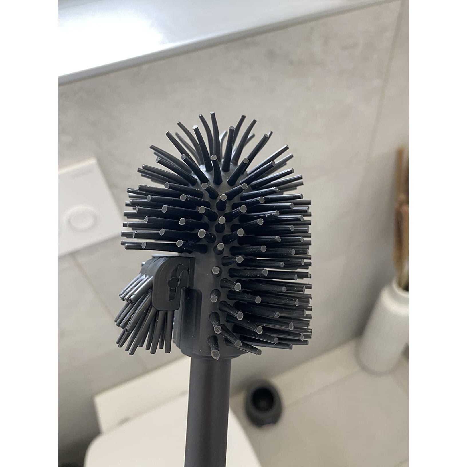 Perie WC din silicon Wenko® cu vas din ceramica, negru mat - eMAG.ro