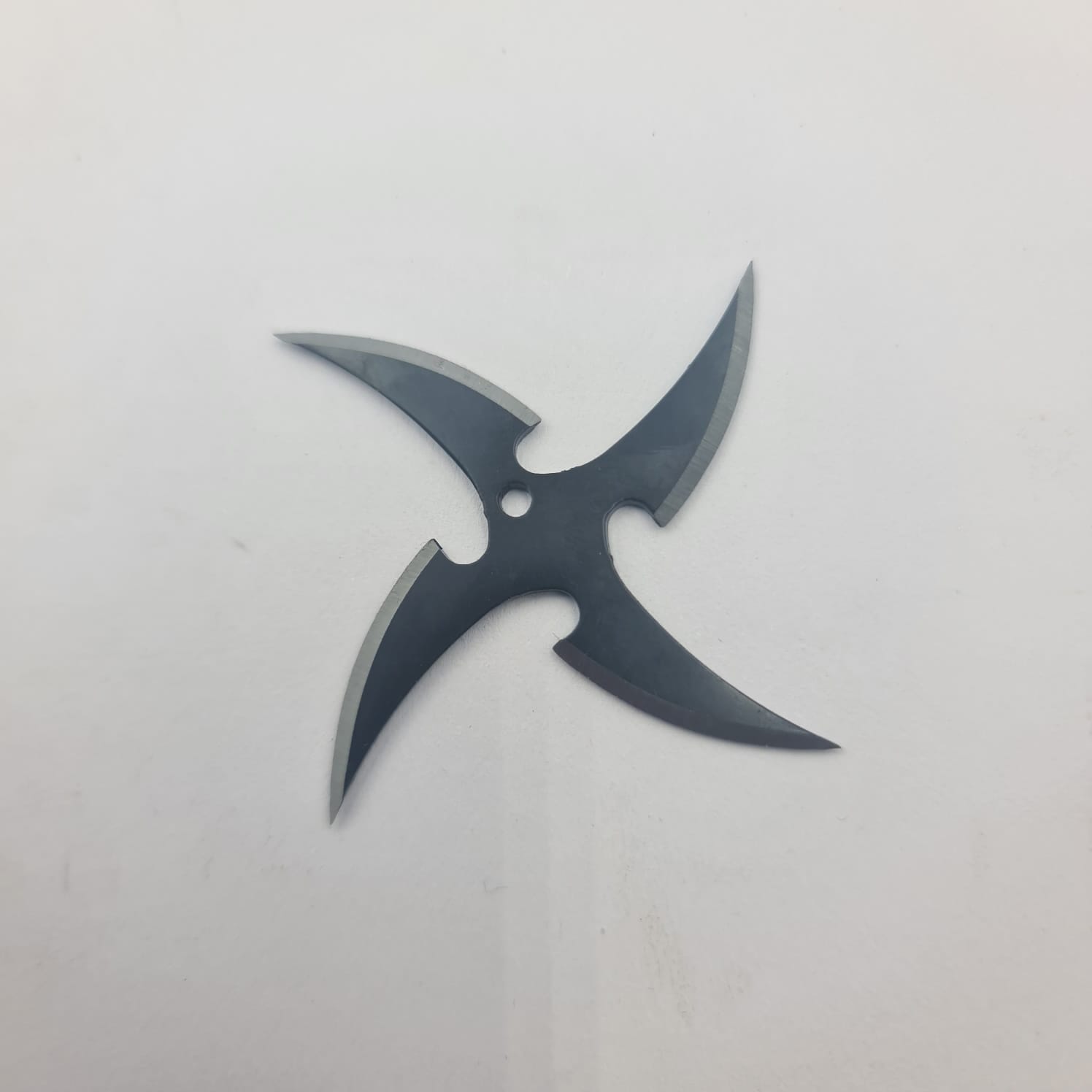 Stea Ninja Pentru Aruncat la Tinta, 4 Colturi, Model Curbat, 6 cm ...