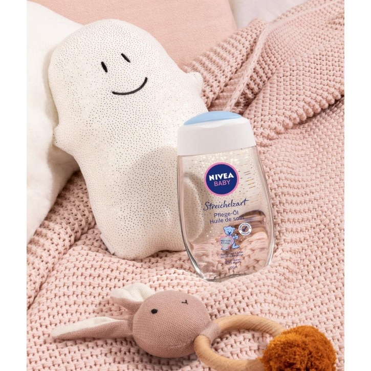 Ulei pentru copii, Nivea Baby, Efect hidratant, 200 ml - eMAG.ro