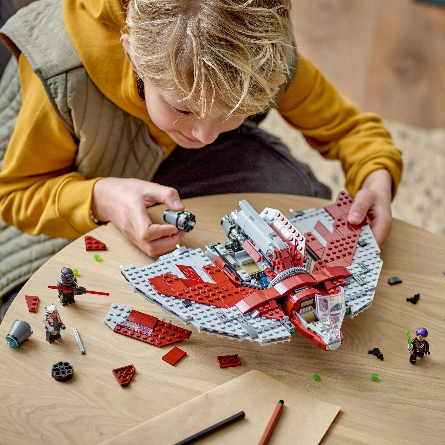 LEGO® Star Wars™ 75362 Ahsoka Tano T-6 jedi shuttle-ja - eMAG.hu