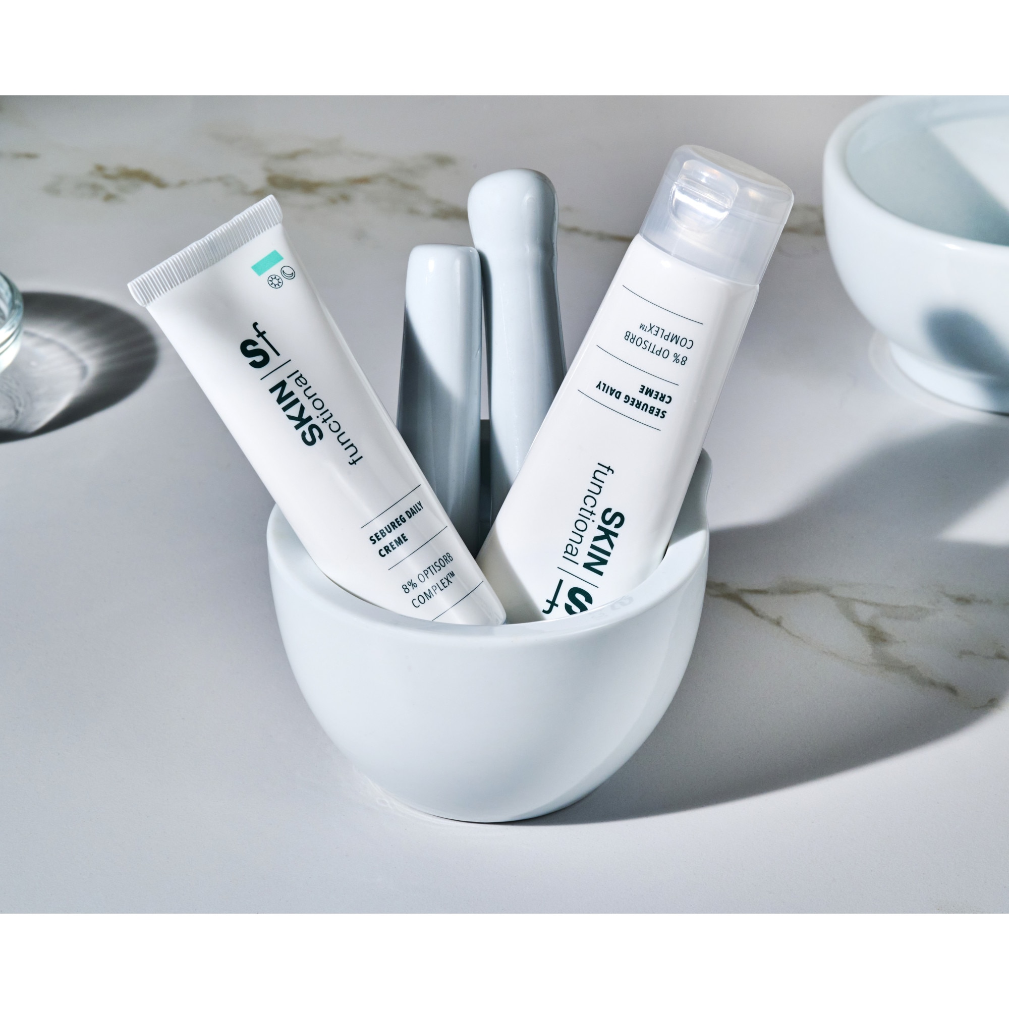 Функционален себорегулиращ крем за кожата, с 8% Optisorb комплекс ...