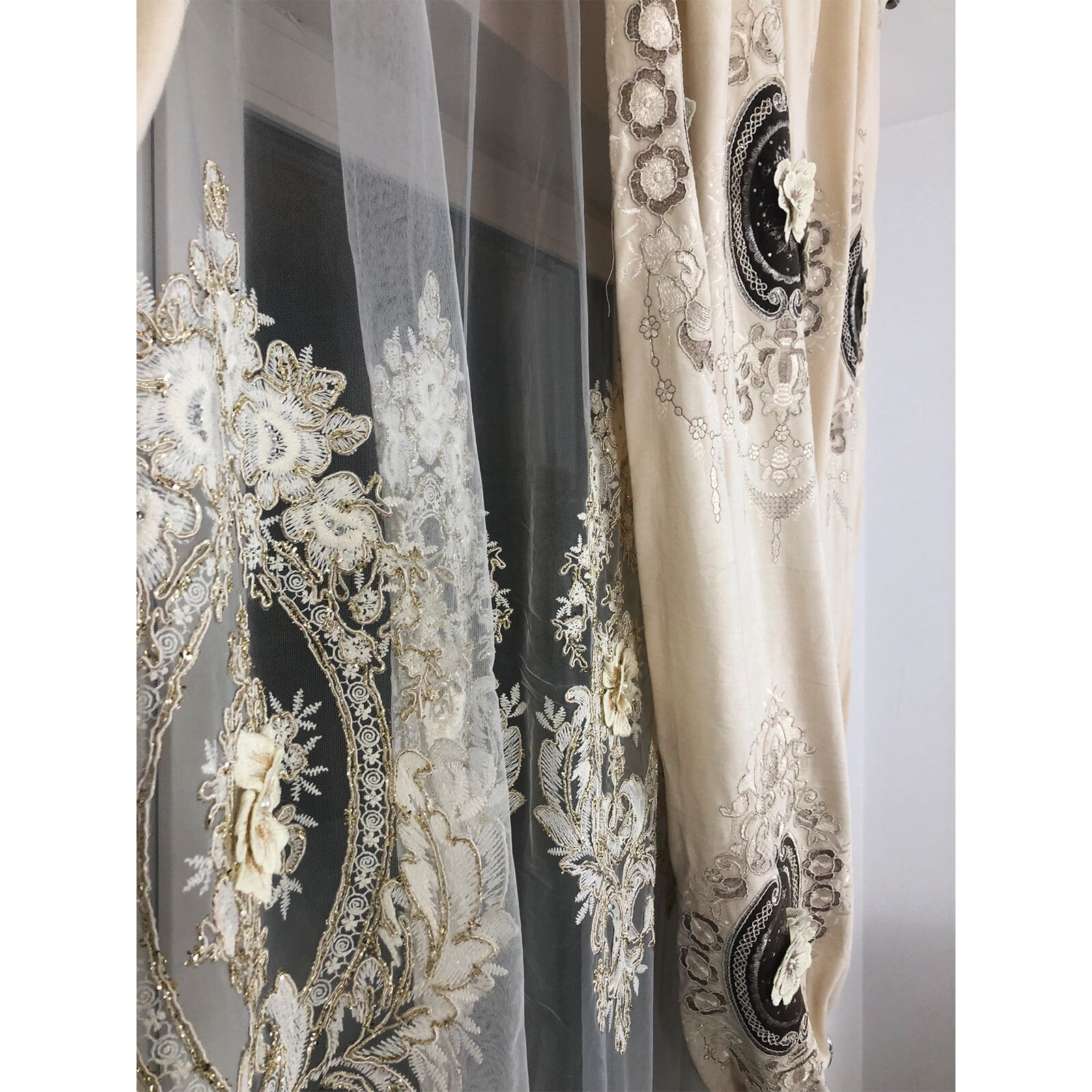 Set Perdea si Draperie Henrietta, 2 draperii black-out 2x200x250cm crem ...