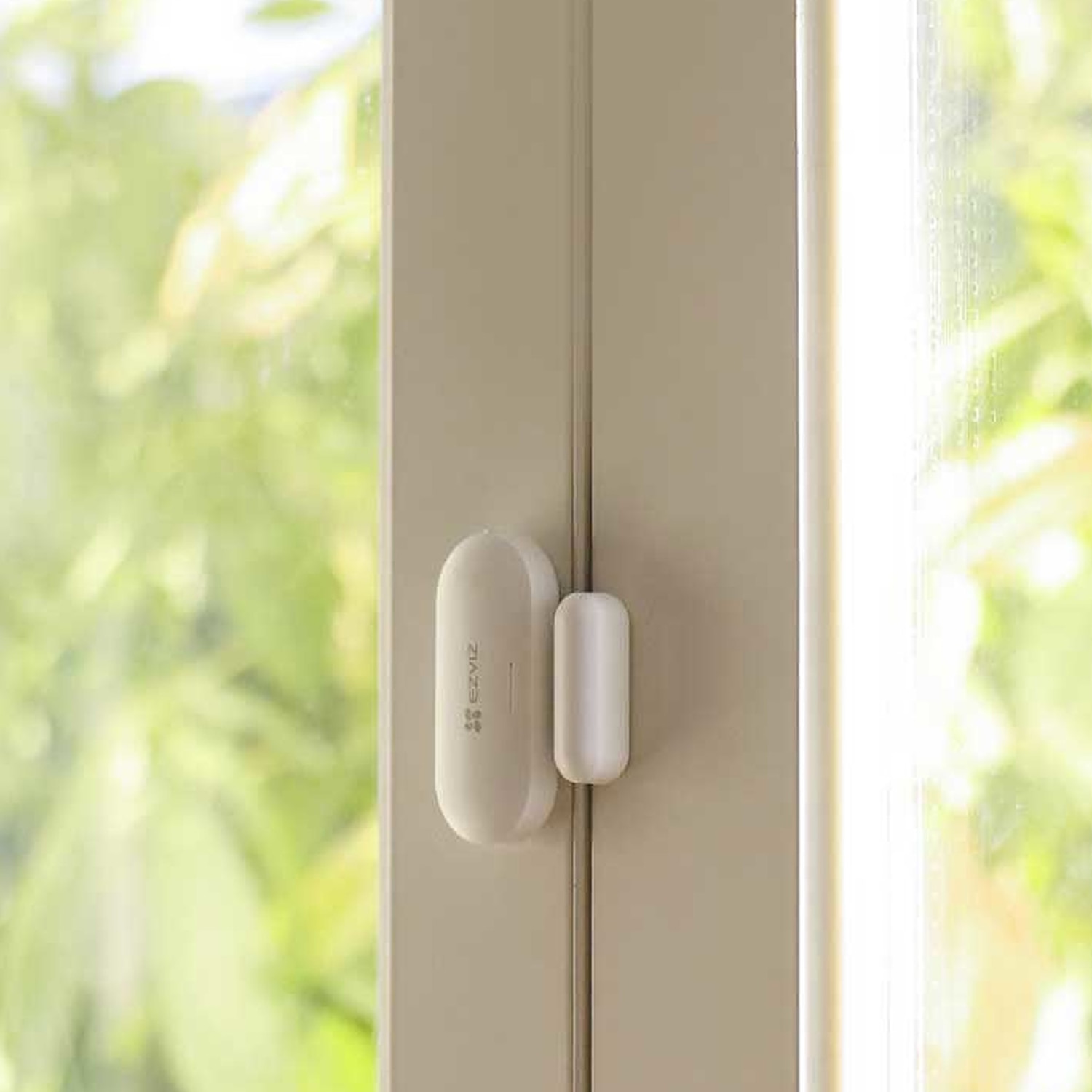 Senzor EZVIZ T2C Open/Close Sensor pentru fereastra si usa, Alb - eMAG.ro