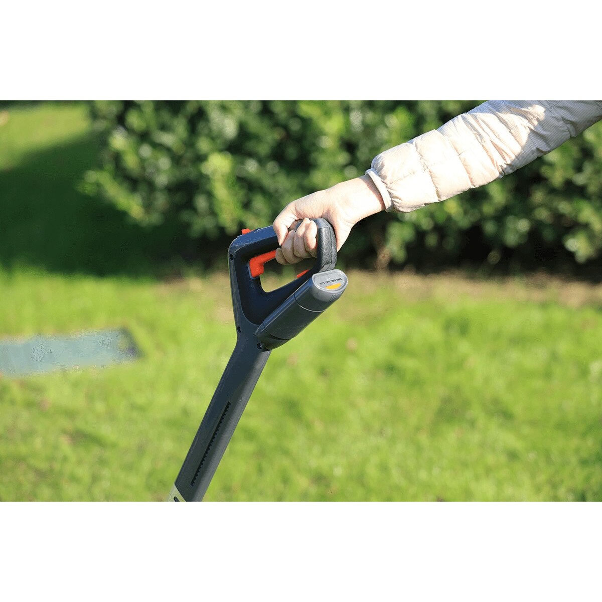 Masina de tuns gard viu, Yard Force, 3W1, 12V, Multicolor - eMAG.ro