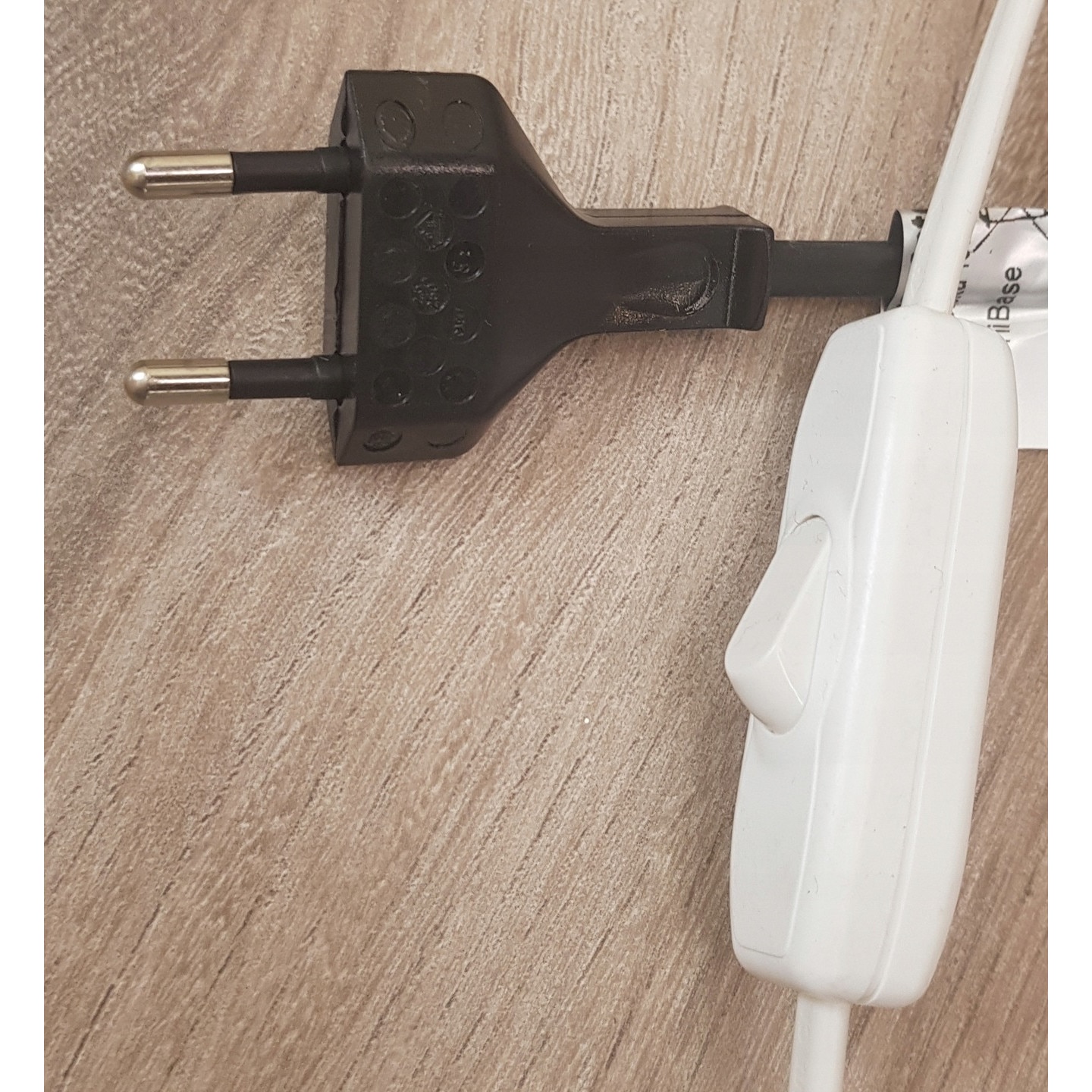 Priza cu cablu si stecher, E27 - eMAG.ro