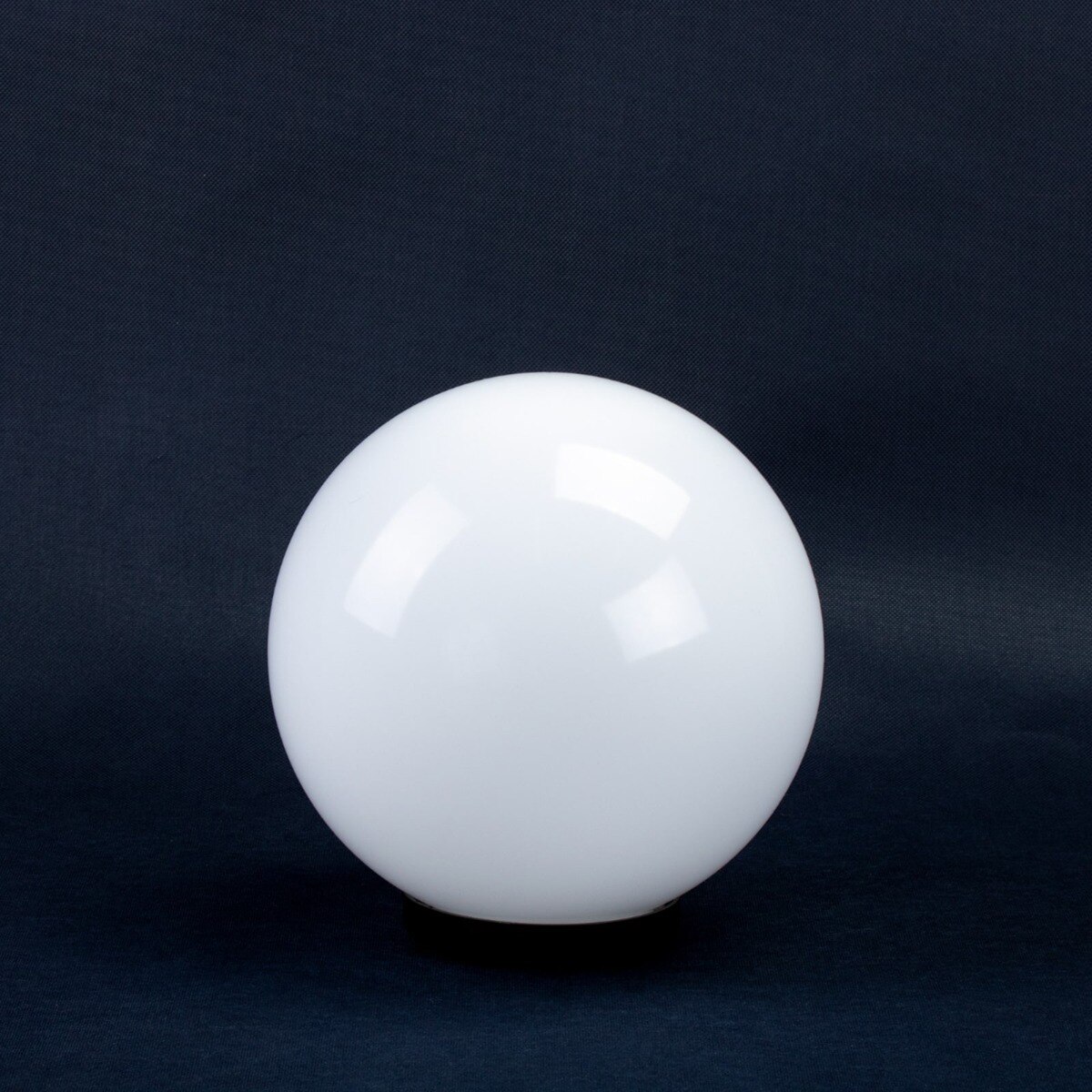 Corp iluminat gradina, Glob, LED, 25 cm, E27, IP44, Alb, Lumiled - eMAG.ro