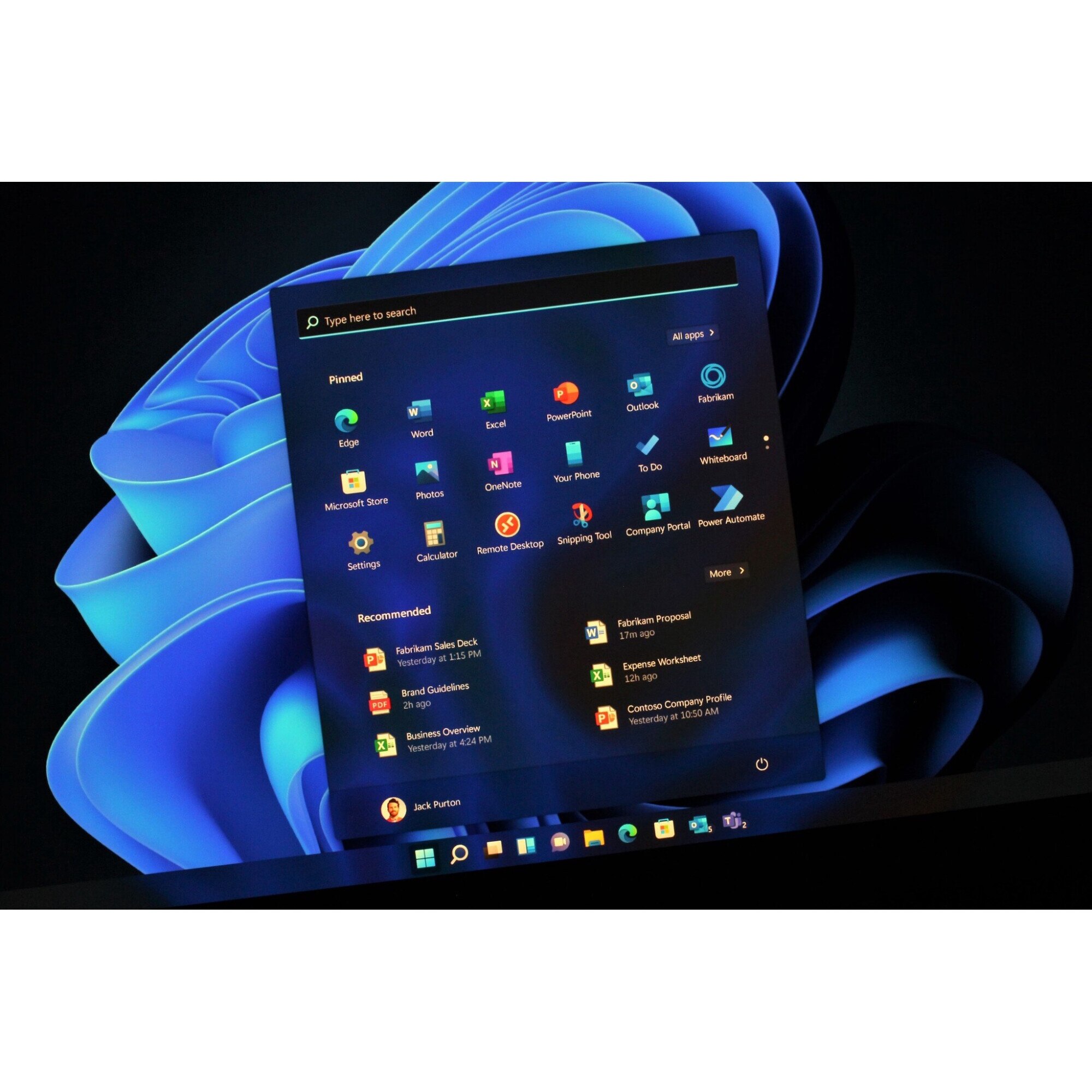 Windows 11 PRO cu stick USB si Office 2021 Pro Plus Medialess, All Lang ...