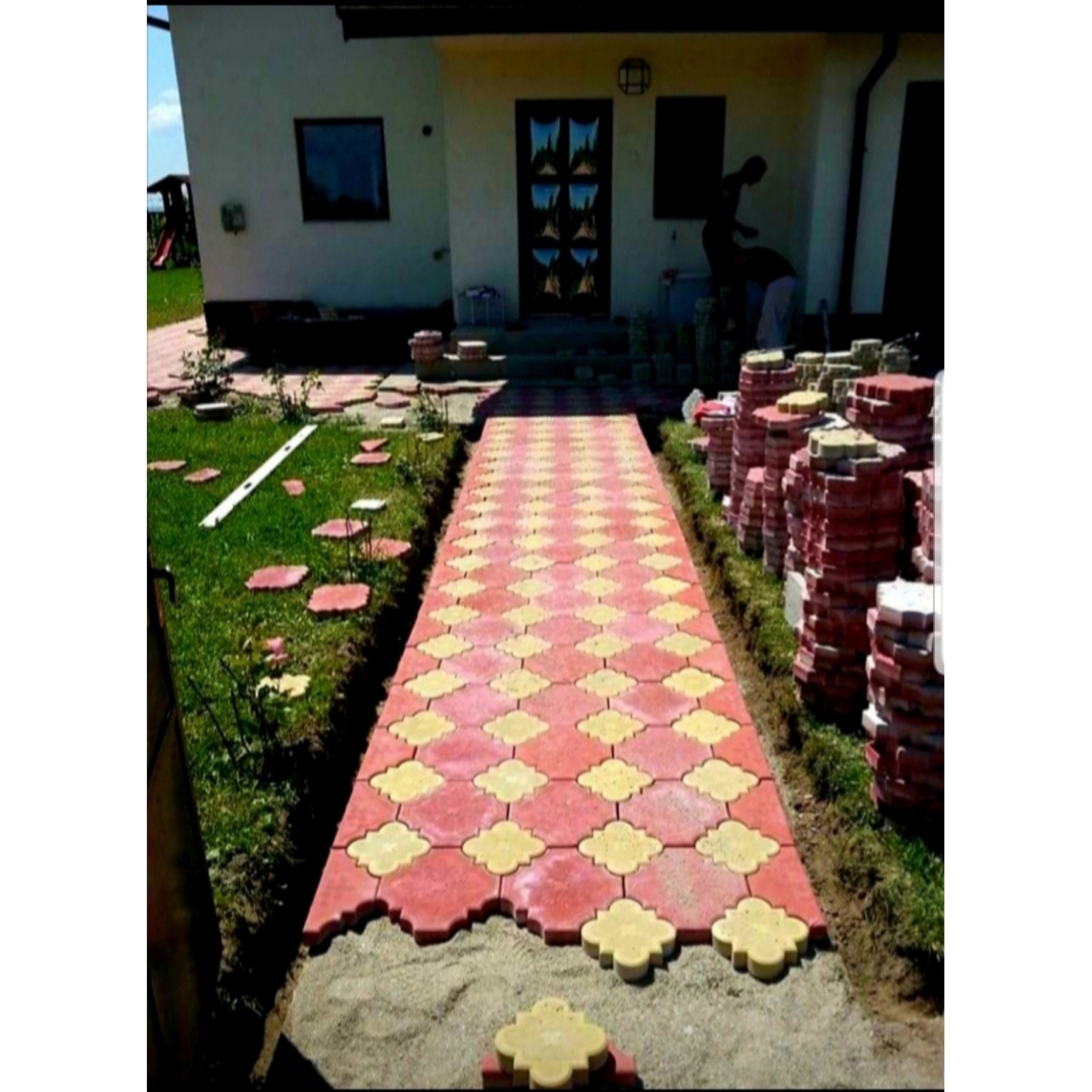 Set 30 matrite pavaj si o bordura si 1 rigola 2 jumatati, Model Floare ...