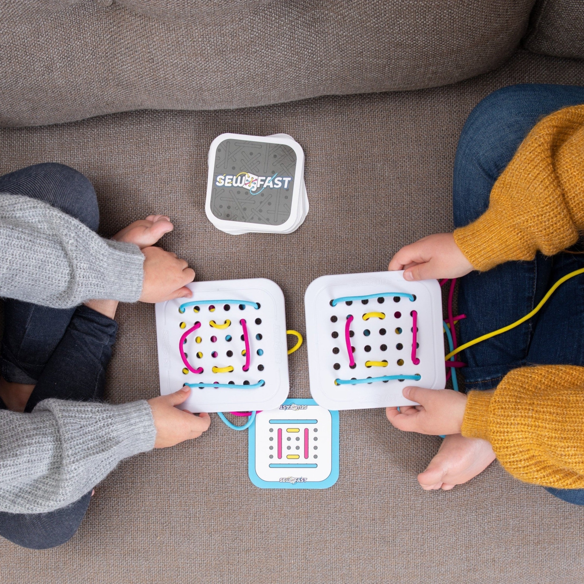 Joc Sew Fast Fat Brain Toys - eMAG.ro