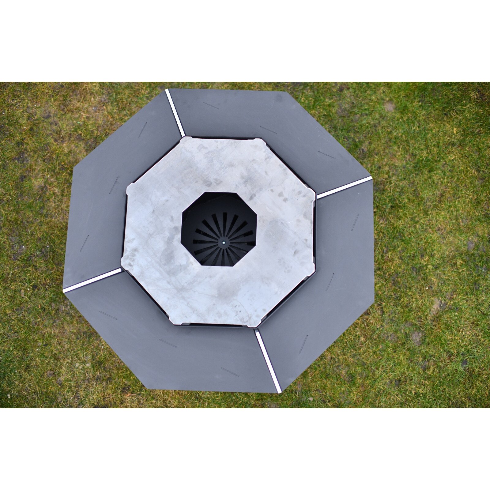 Masa gratar backyard, suprafata masa 152x152 x112 cm - eMAG.ro