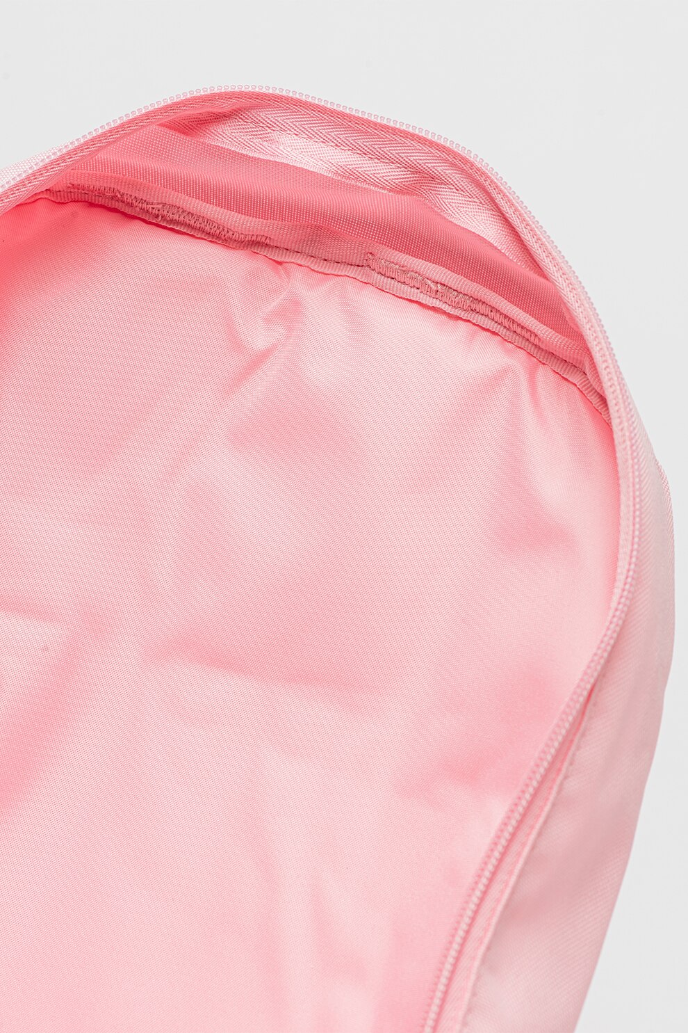 Nike, Rucsac cu buzuner frontal cu fermoar, Roz pastel, Lila - eMAG.ro