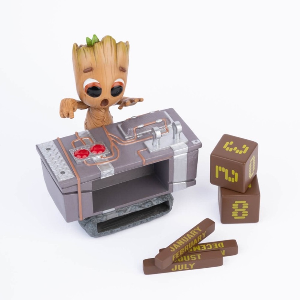 Marvel Groot Death Button 3D модел Настолен календар 15,5 x 11,7 x 11,7 ...