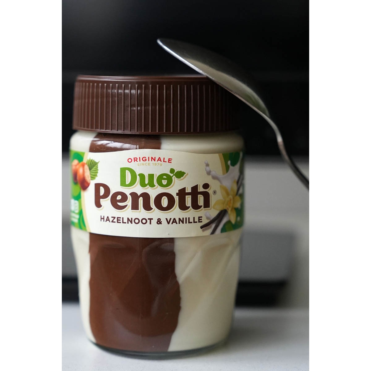 Крем за мазане, Duo, Hazelnut and Vanilla, Penotti, 800 гр - eMAG.bg