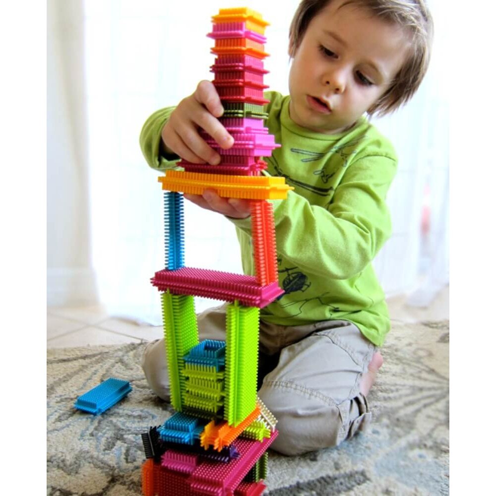 Set 68 cuburi de construit, B.Toys, +2ani, Multicolor - eMAG.ro