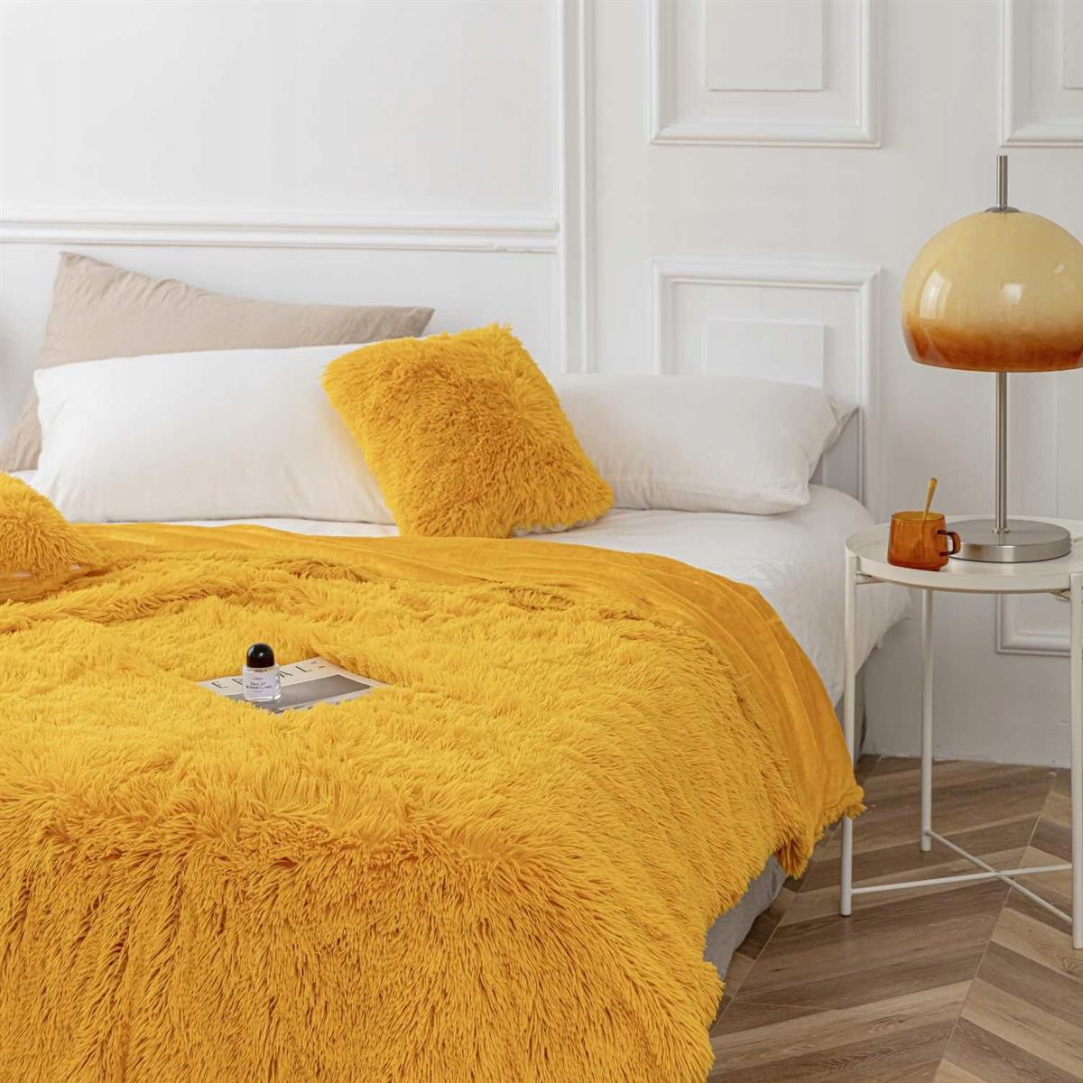 Patura 200 x 220 Furry Yeti Mustard - eMAG.ro