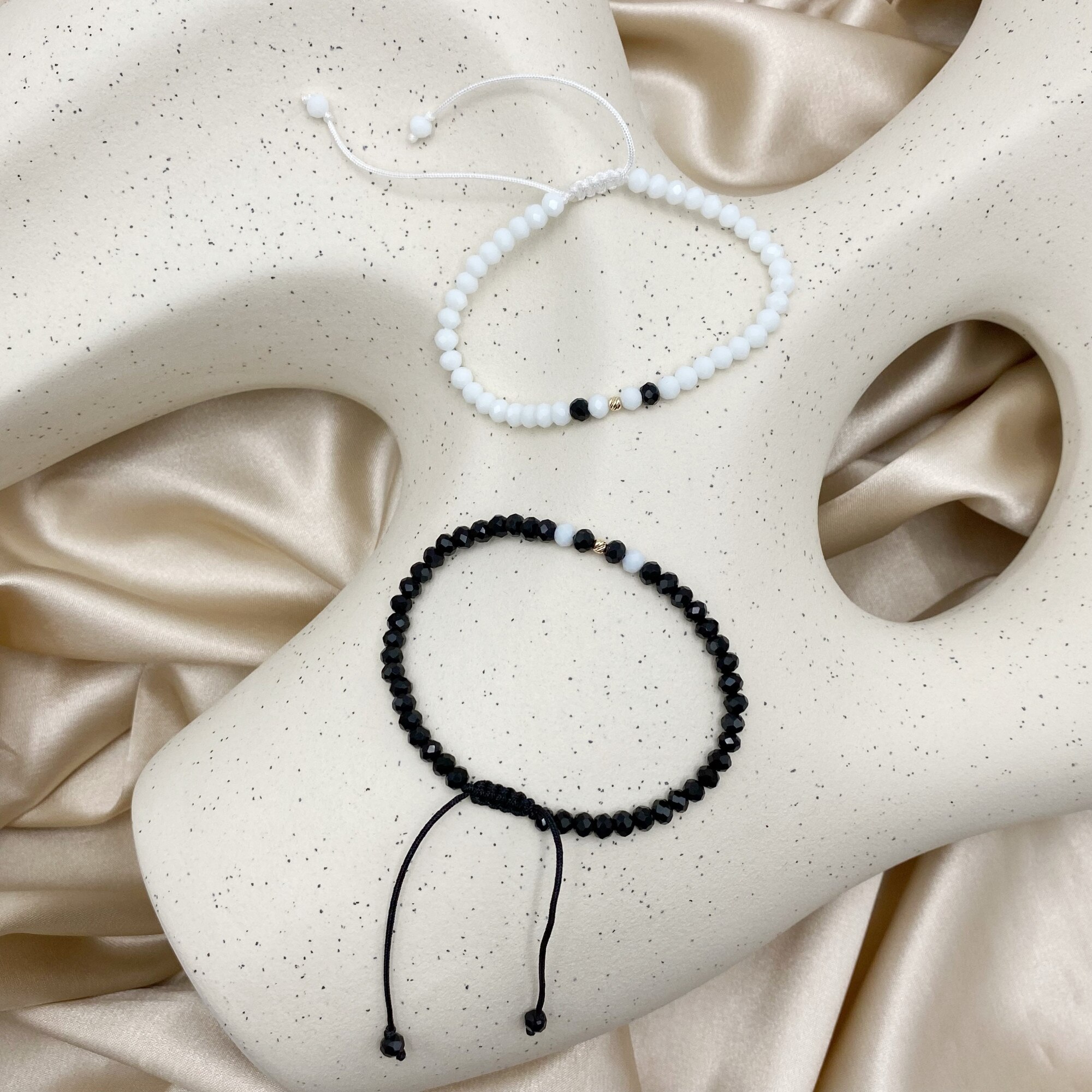 Set doua bratari cu bile din AUR 14K si cristale Alb-Negru, reglabile ...