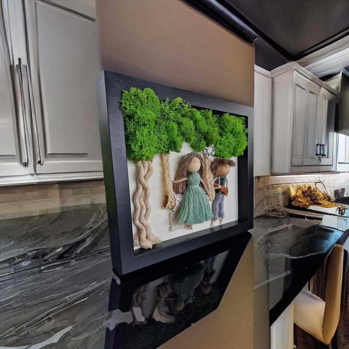 Decoratiune de tip papusa din macrame cu licheni stabilizati Naturali ...