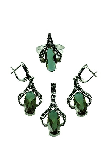 Set cercei, inel si pandantiv din argint 925 TSR cu pietre naturale zultanit oval si marcasite ...