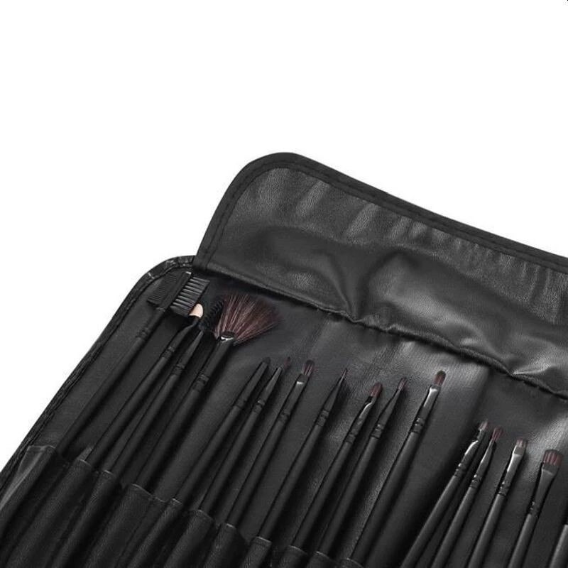 Set 24 pensule make-up, PROCART, diferite dimensiuni, husa piele ...