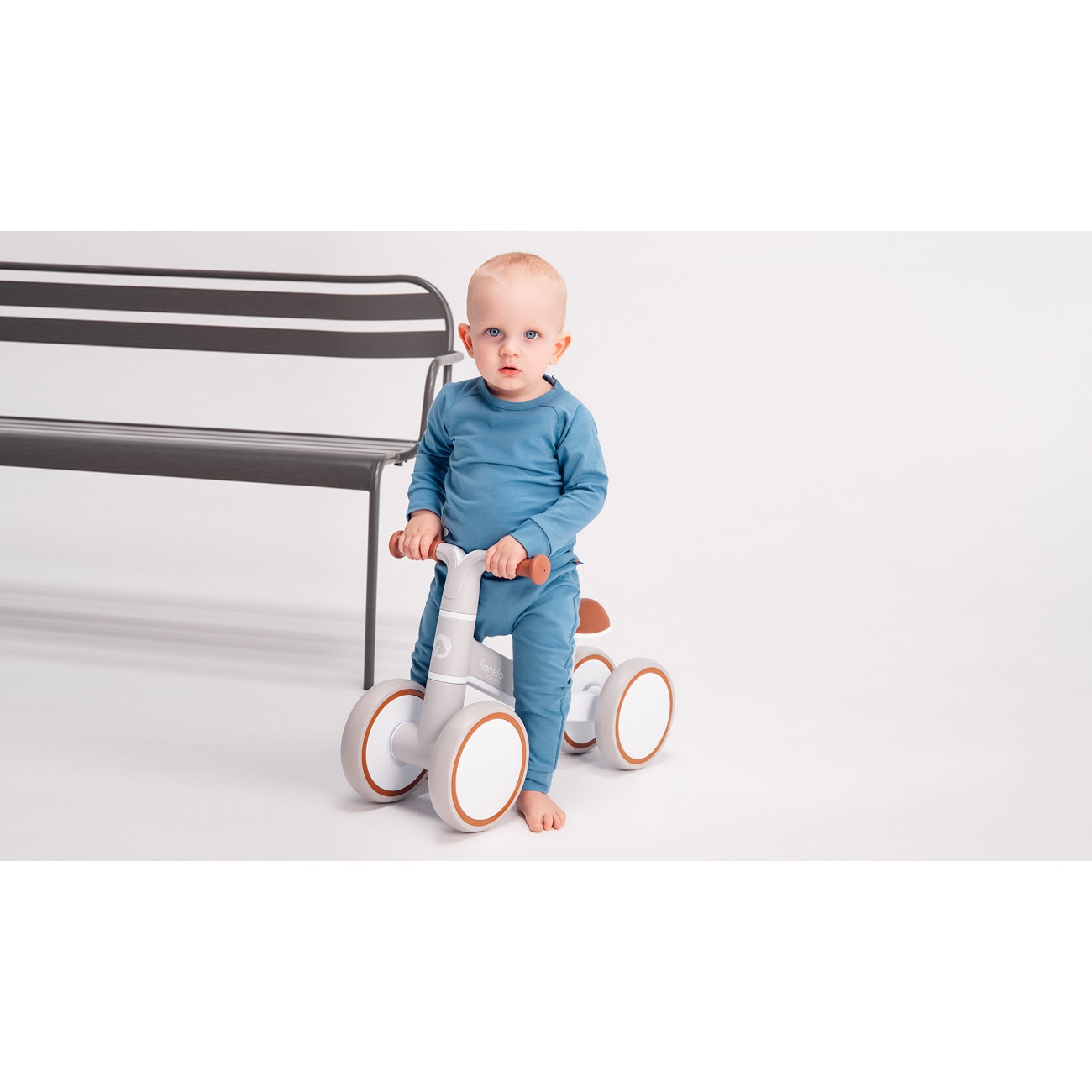 Lionelo Villy mini bicikli, 4 kerékkel, 1-3 éves gyerekeknek (30 kg-ig ...