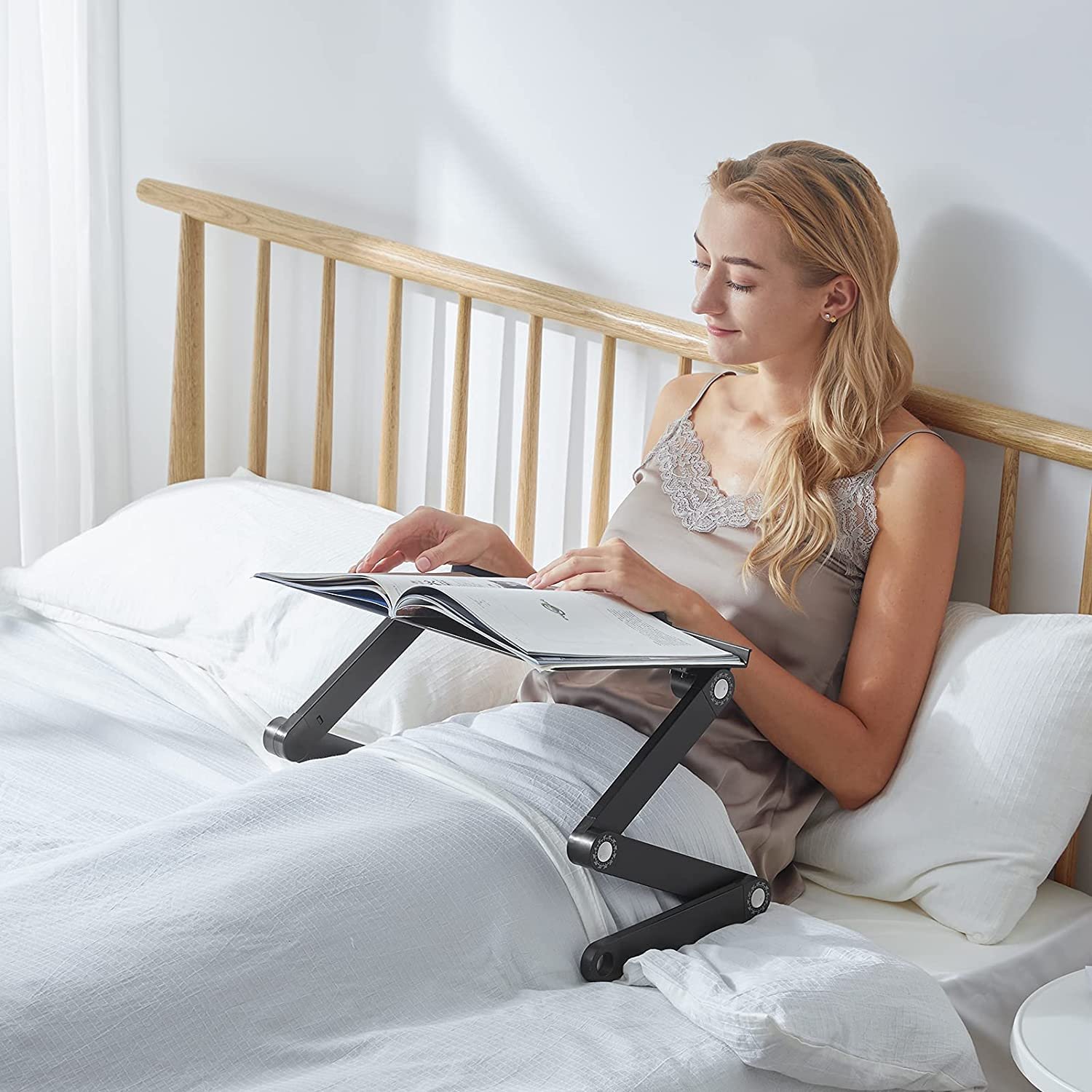 Masuta laptop regabila S73, EJ Products, sistem dublu ventilatie tip ...
