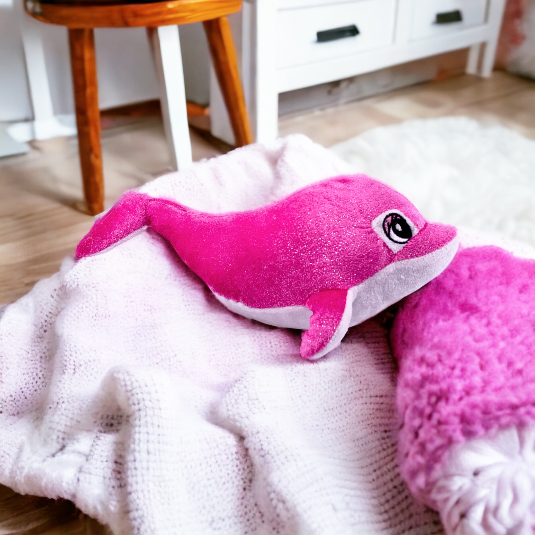 Jucarie de plus, Chippo, Delfin, Stralucitor, 28 cm, Roz - eMAG.ro