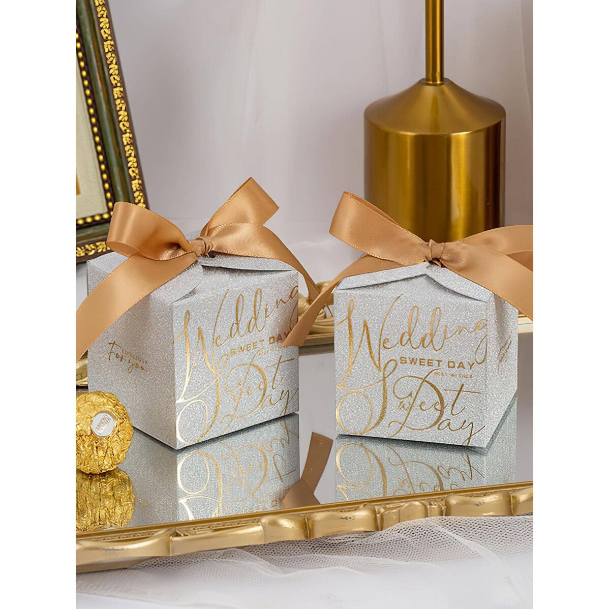 Set 20 Cutii Marturii/Cadou, Milmatt, Argintii, panglica aurie, 6,5 x 6 ...