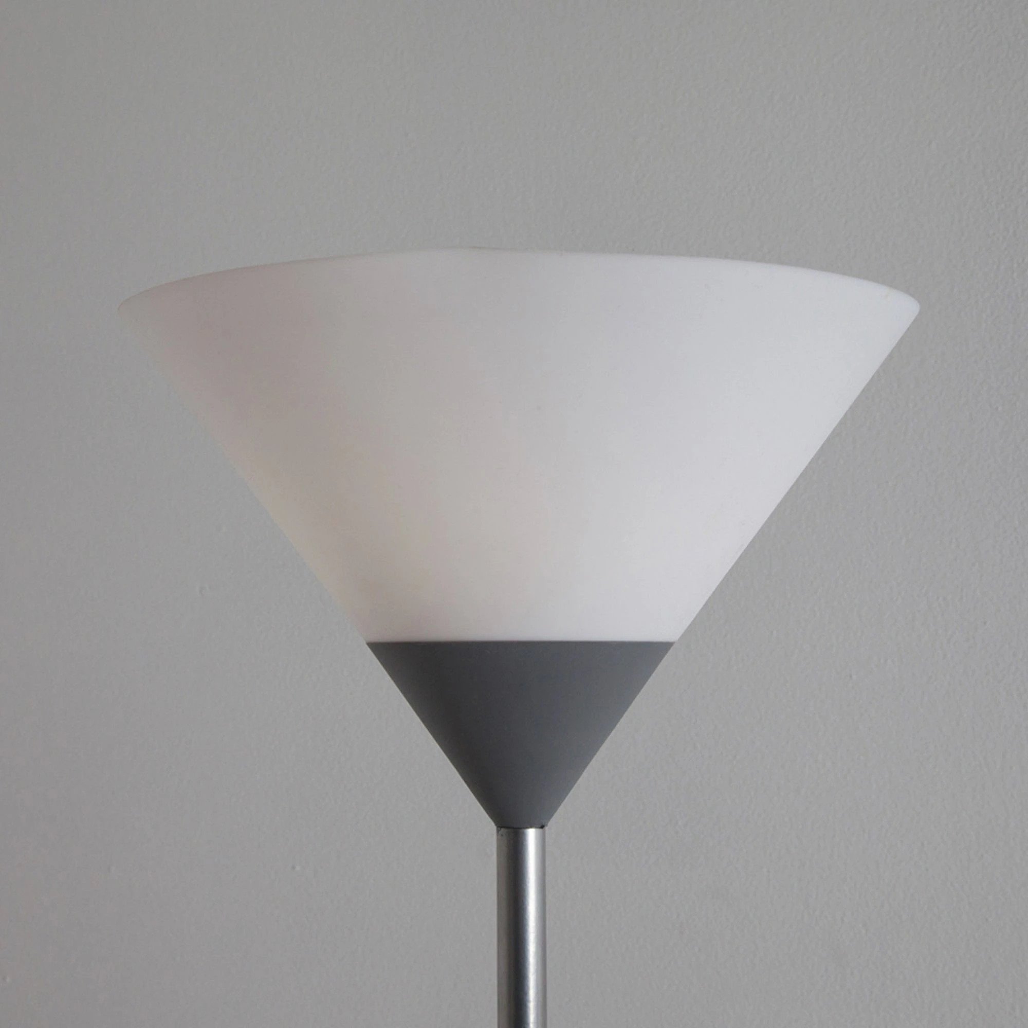 Lampadar modern cu o sursa de lumina, pentru interior, living, dormitor ...