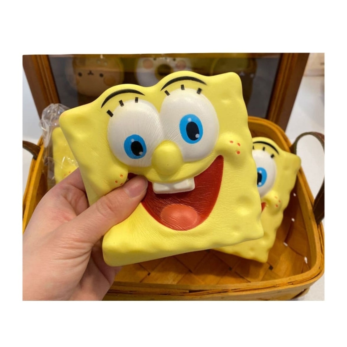 Jucarie Squishy, tip Spongebob, galben, 10 cm - eMAG.ro