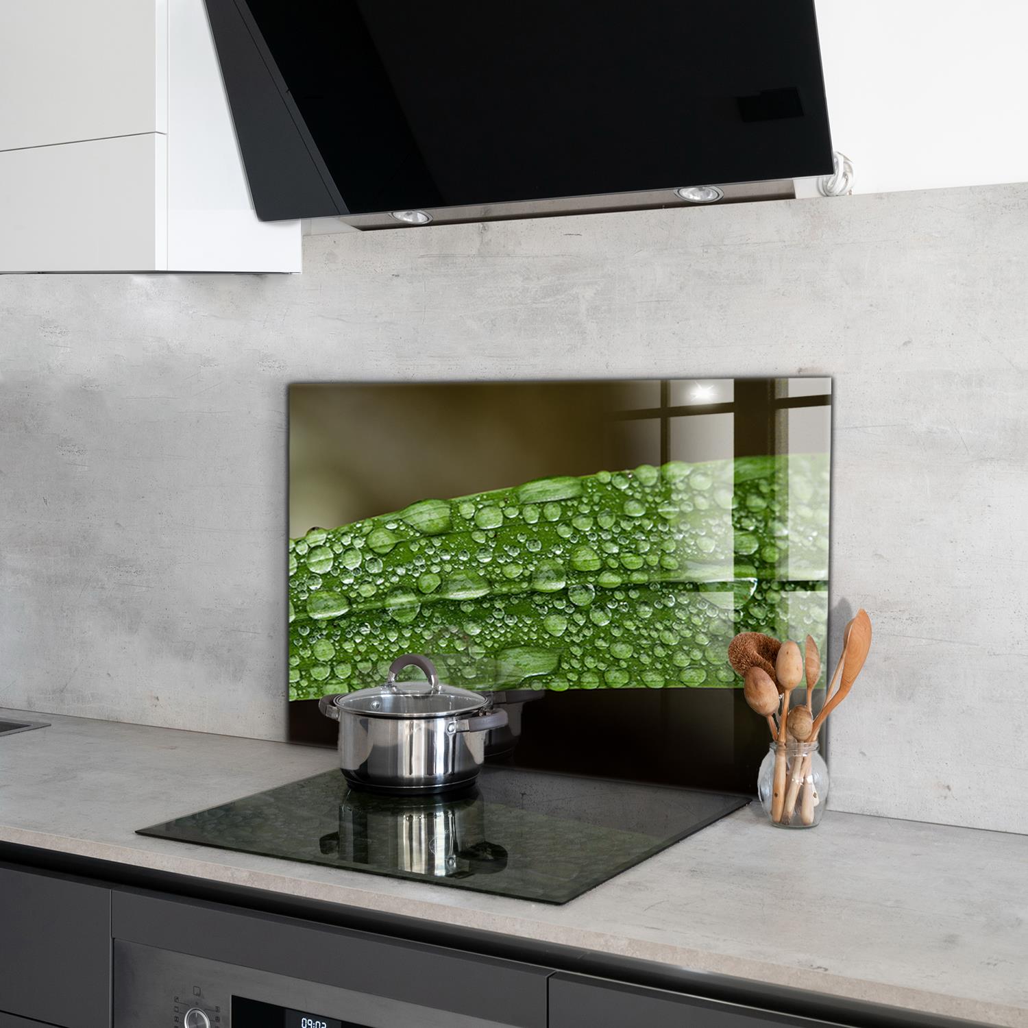 Panou decorativ, Wallfluent, Sticla, Frunza Verde Dupa Ploaie ...