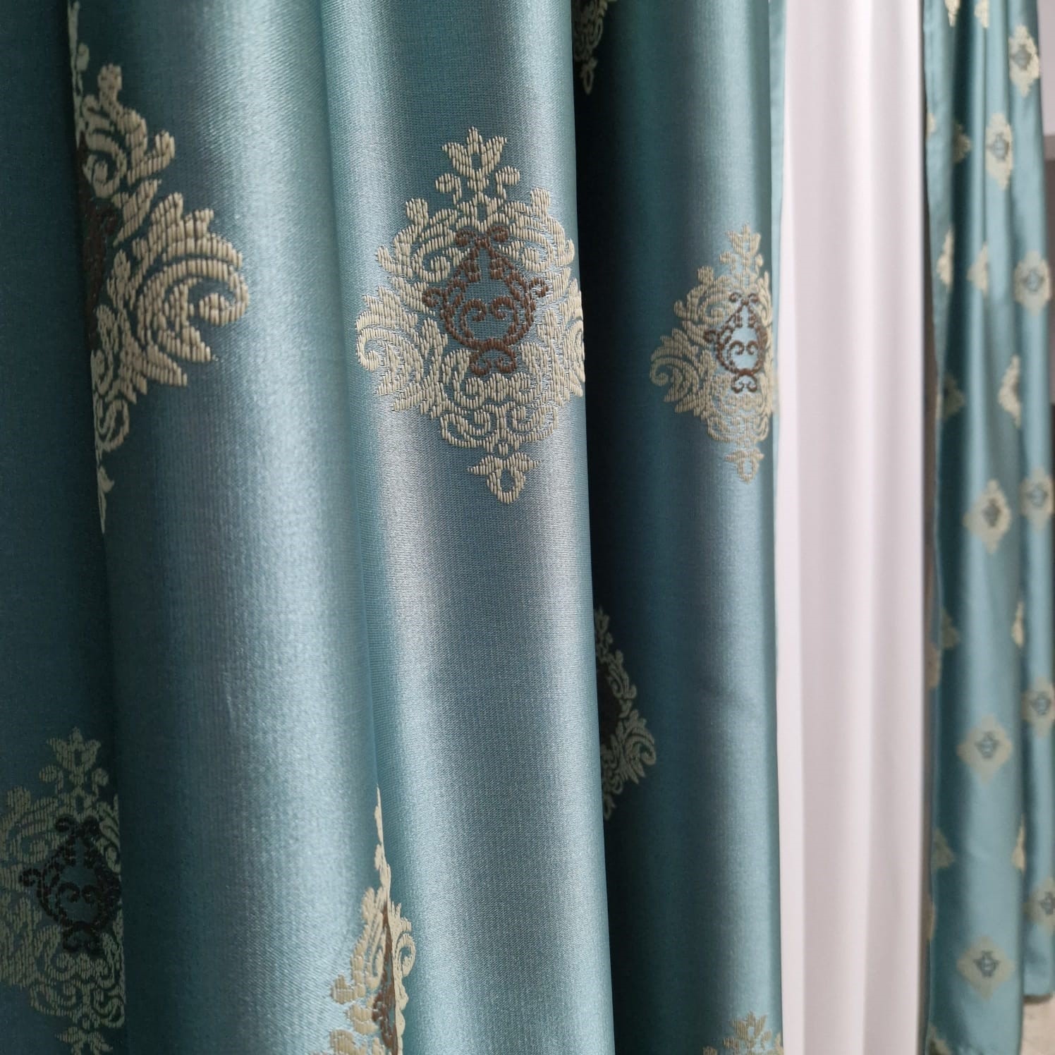 Draperie Baroc Turcoaz cu rejansa pentru sina 2 buc x 200 x 210 - eMAG.ro