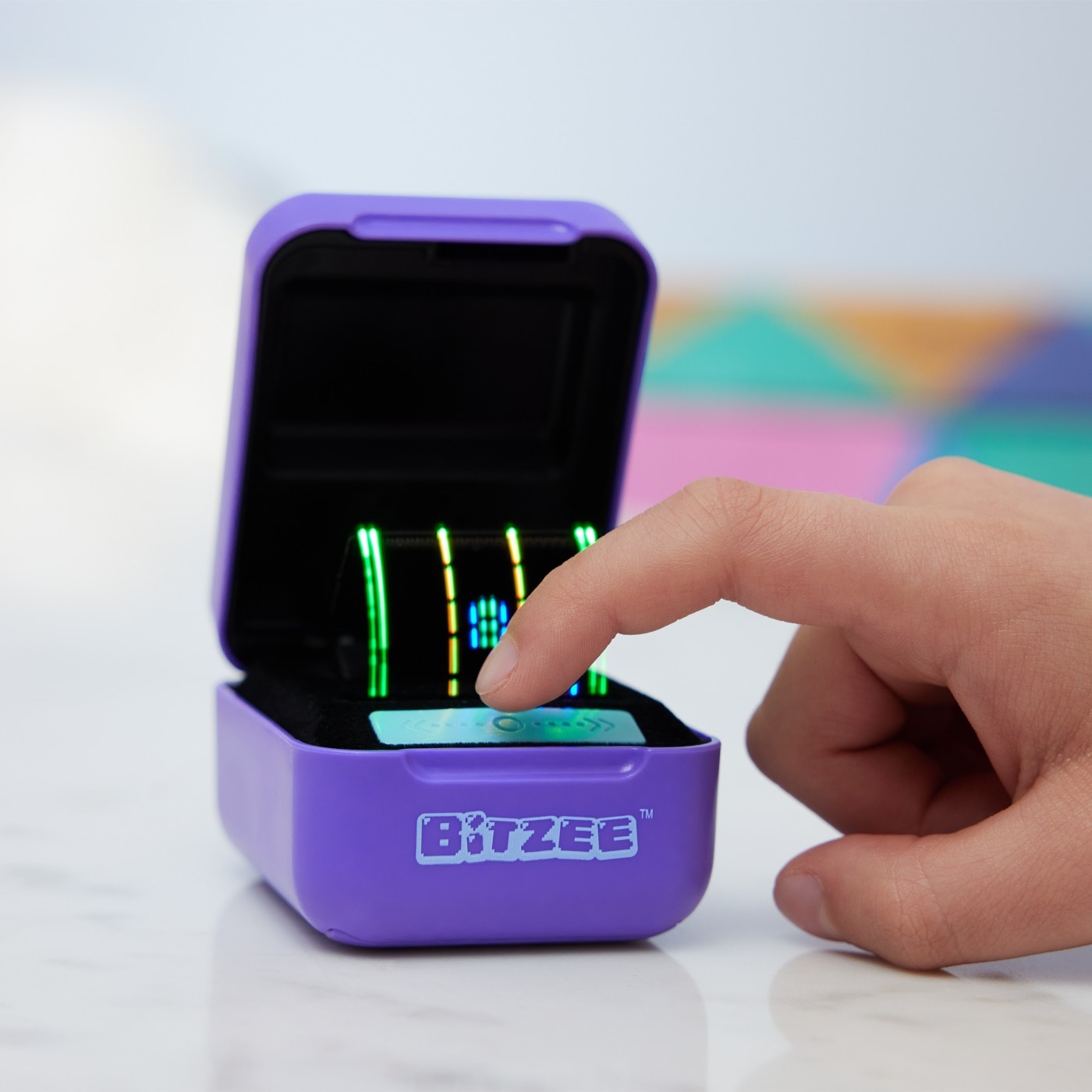 Jucarie interactiva Bitzee - Animalut digital - eMAG.ro