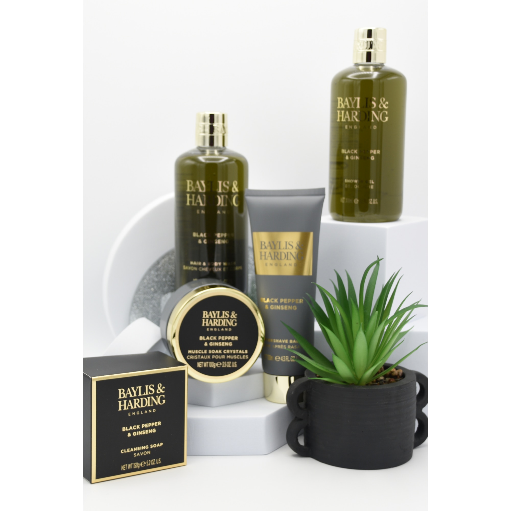 Set 5 Piese Baylis & Harding, Barbati, Gel Baie Si Dus 300 ml, Sampon ...