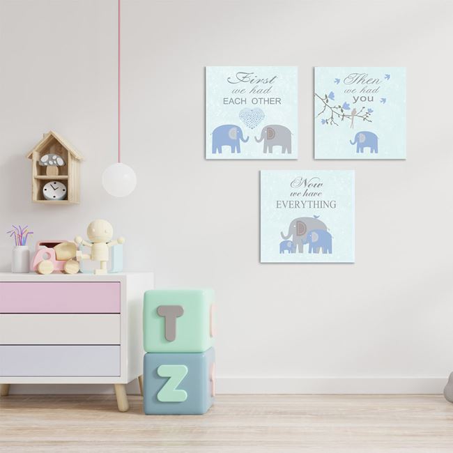 Set de 3 Tablouri Canvas Decorativ Familie Elefanti 25x25x1cm - eMAG.ro