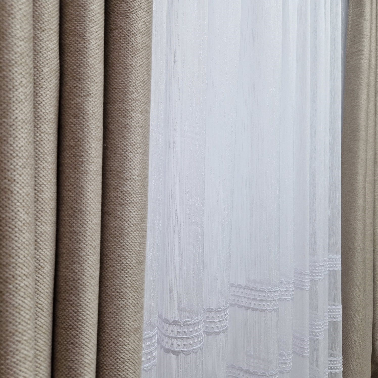 Draperie Rustic Bej, Blackout cu rejansa pentru sina 2 buc x 150 x 220 ...