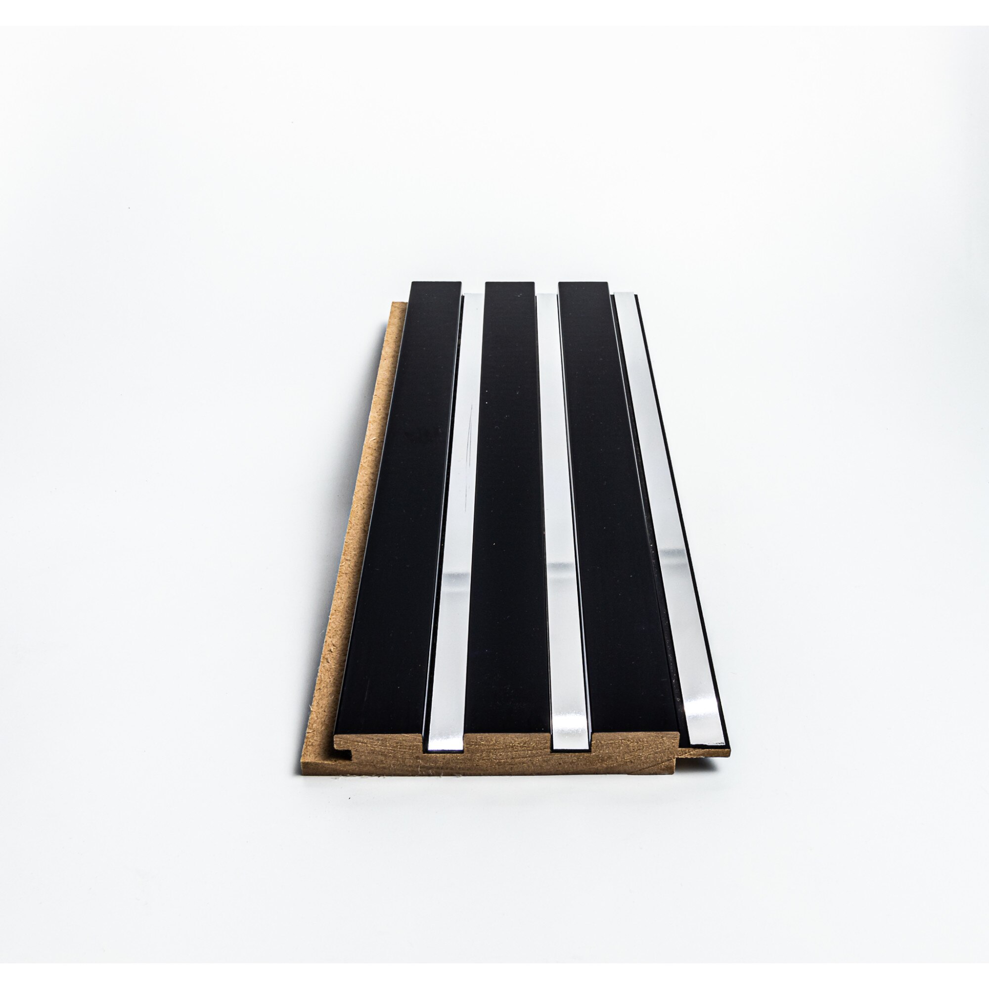 Riflaj Decorativ MDF, Soft, Negru & Argintiu 280x12,1x1,8 cm - eMAG.ro