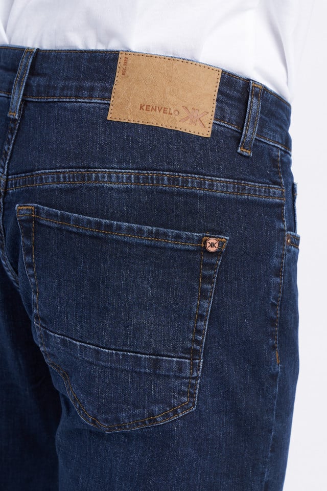 Blugi barbati regular de culoare inchisa cu aspect usor prespalat ...