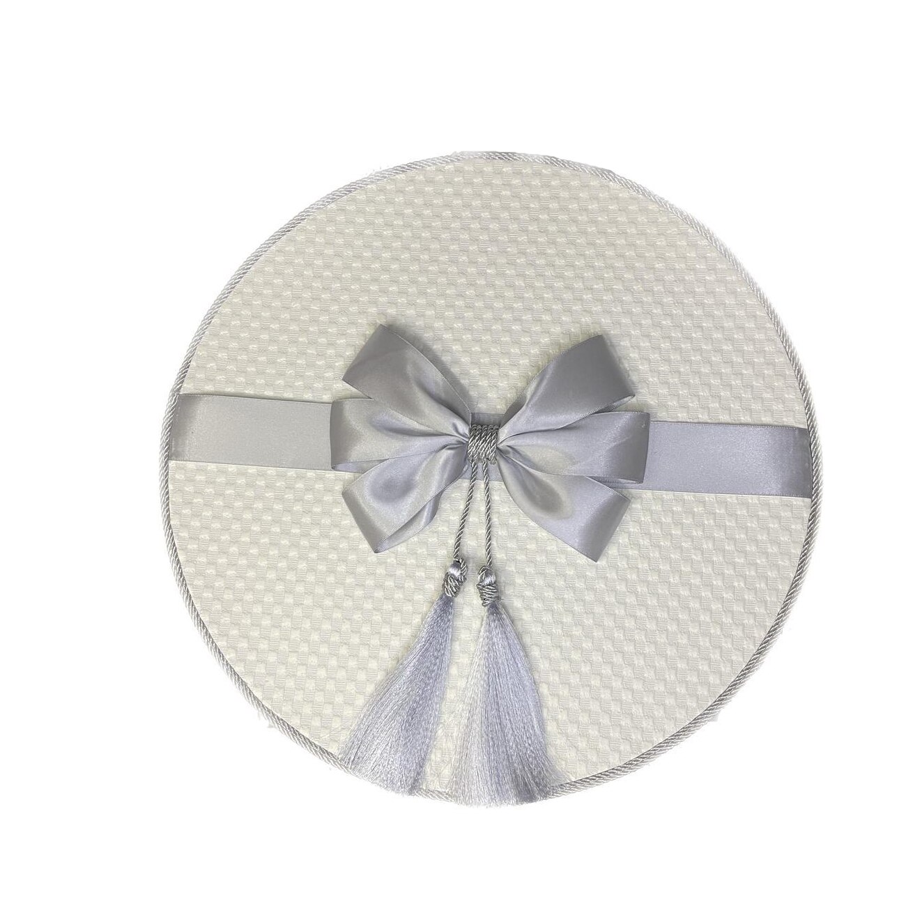 Cufar botez, alb si mov cu fundita, diametru 35 cm - eMAG.ro