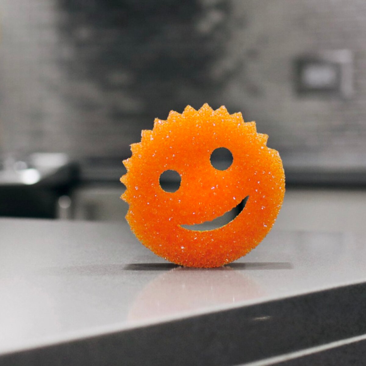 Burete Scrub Daddy Colors, Portocaliu, 10 x 10 cm - eMAG.ro